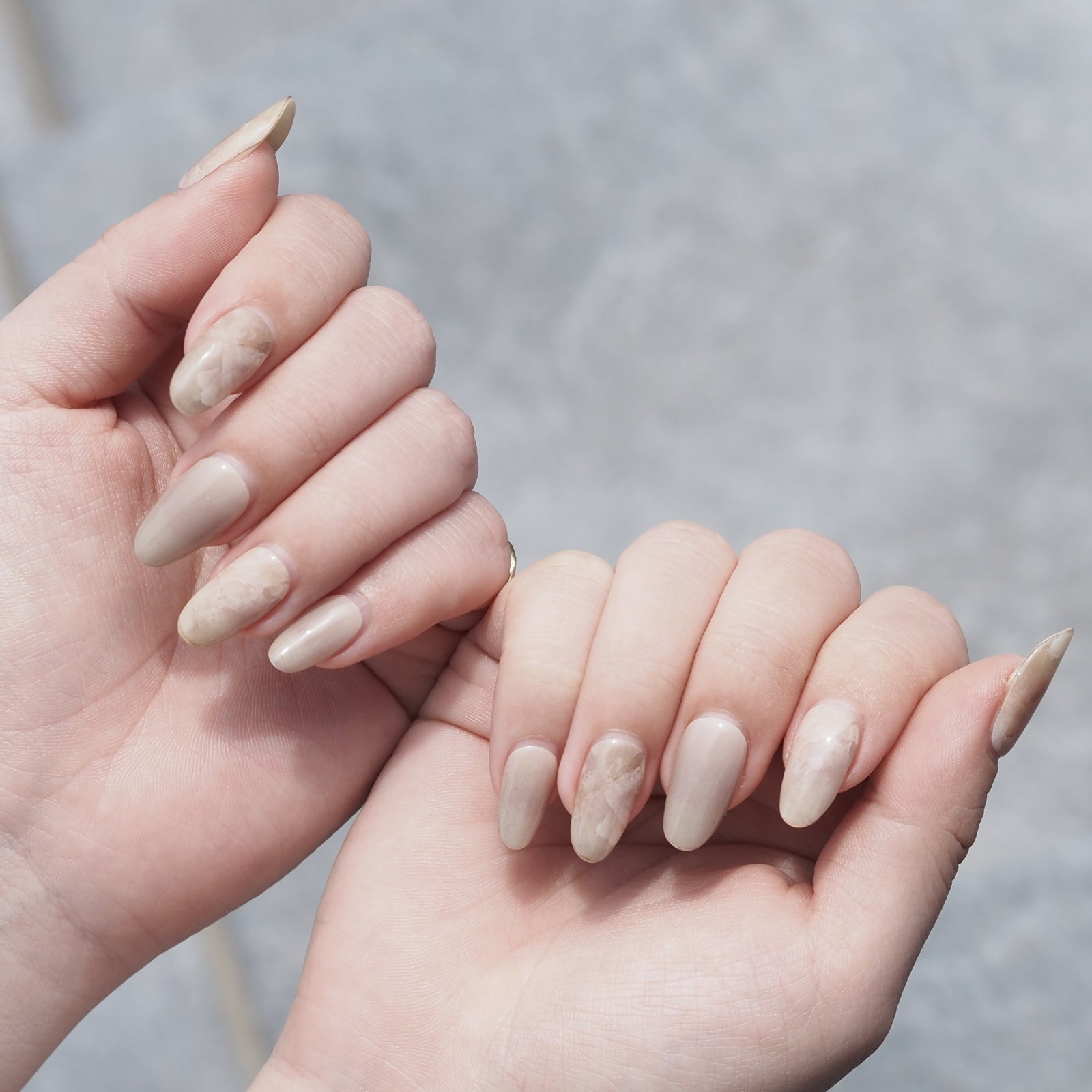 034.グレージュ・ストーン – URURILA